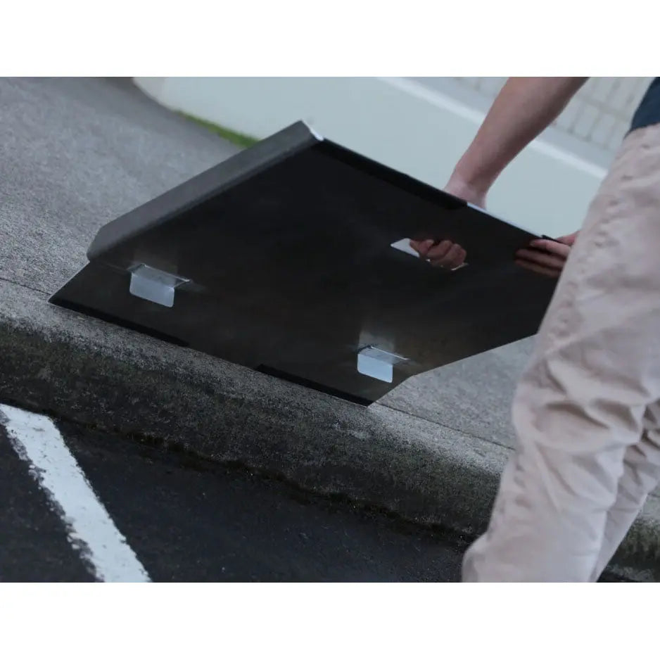 EZ-ACCESS TRAVERSE™ CURB PLATE